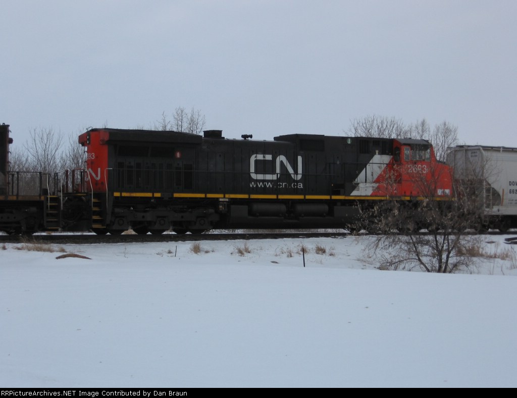 CN 2693